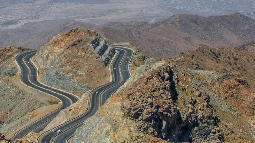 إغلاق طريق "الهدا" مؤقتًا في الاتجاهين بسبب الأمطار الغزيرة - الوئام